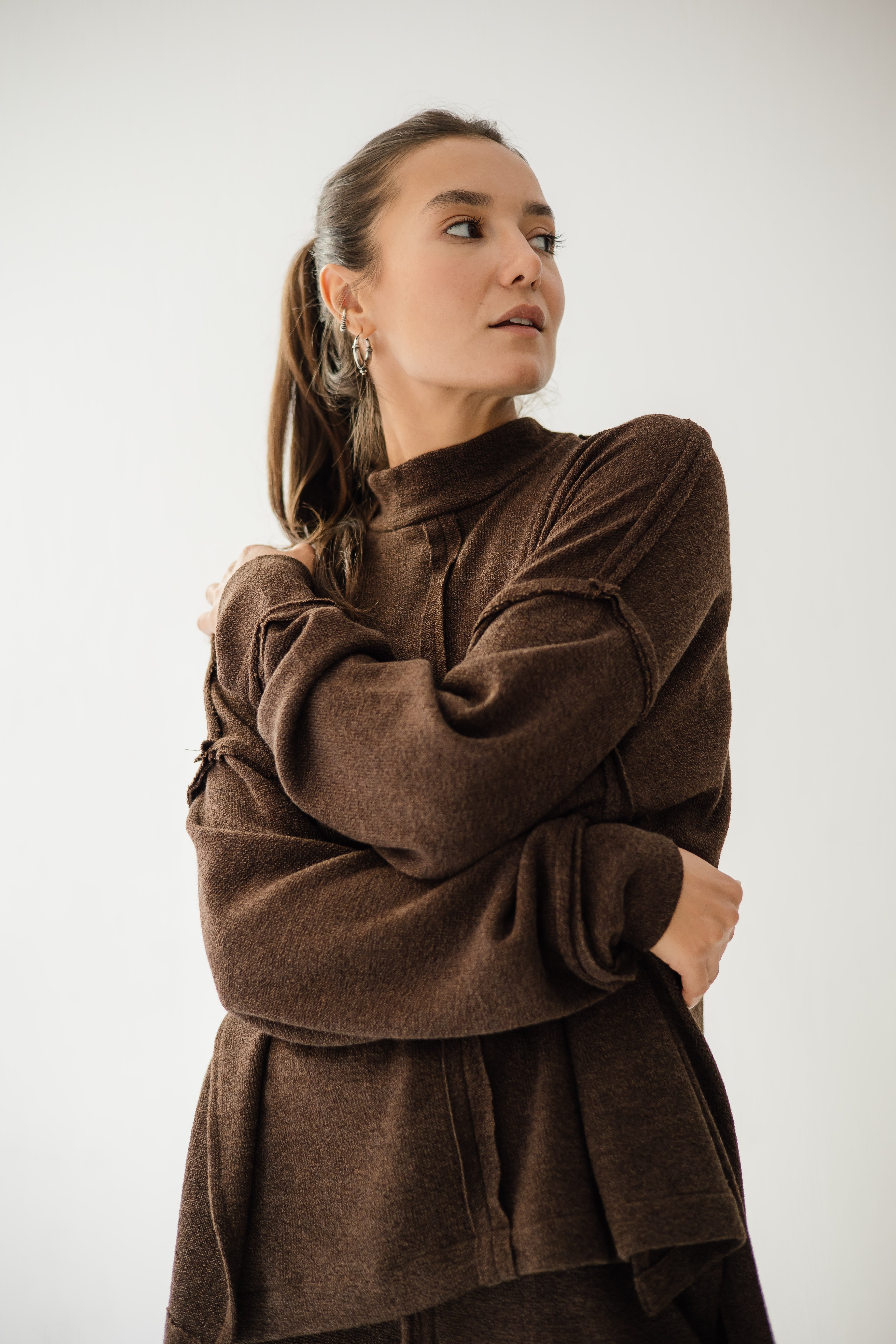 Unfinished Wool Set In Brown – Roaia Studio